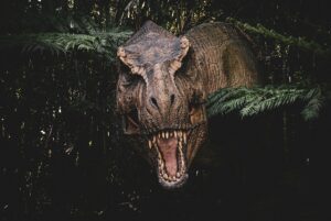 The Deadliest Claws in the Dinosaur World Meet Therizinosaurus – Dino World